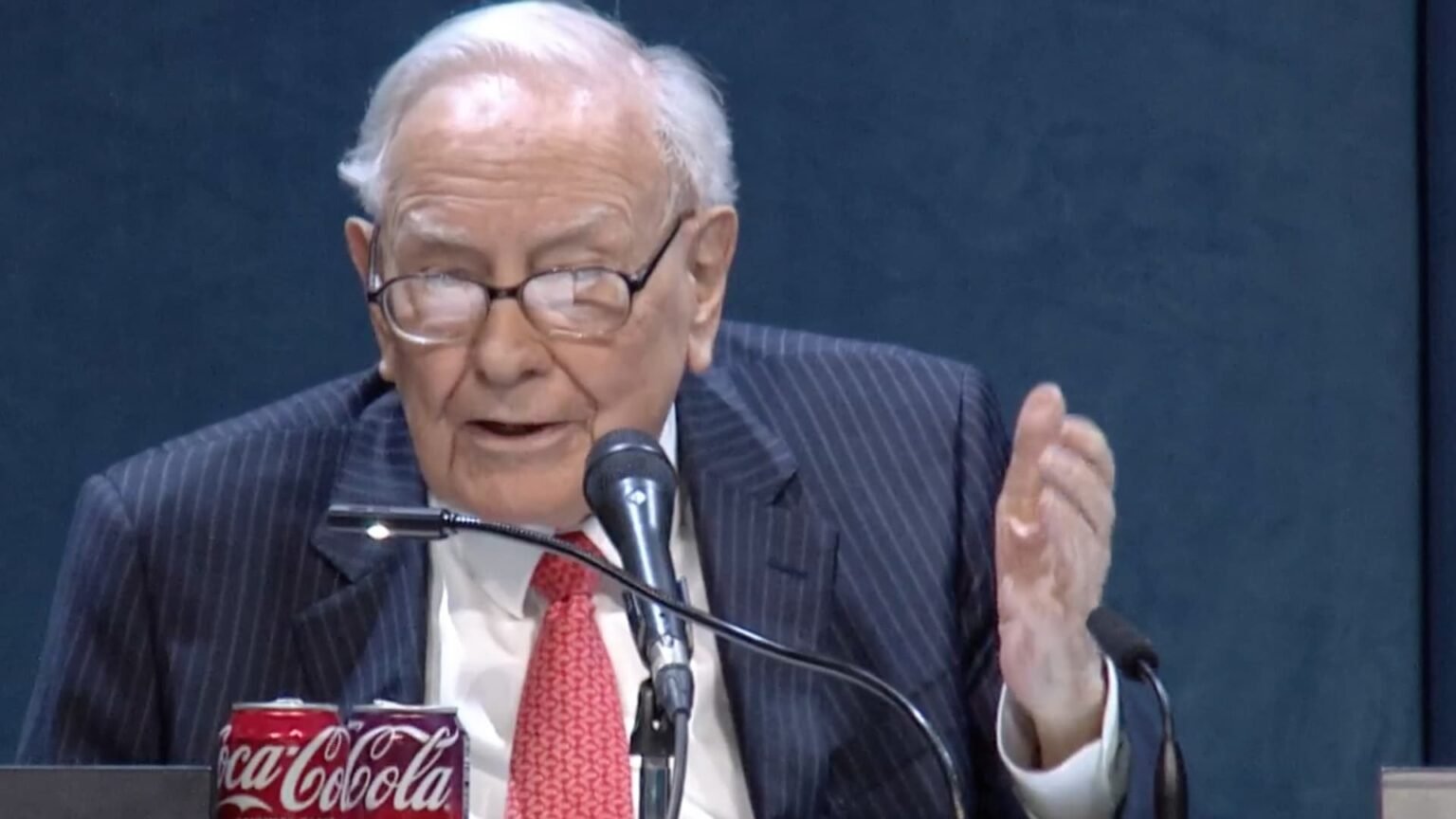 Warren Buffett's Berkshire Hathaway reveals new position in Alphabet ...